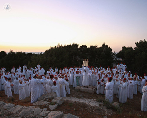 Características de una secta | Top Doctors